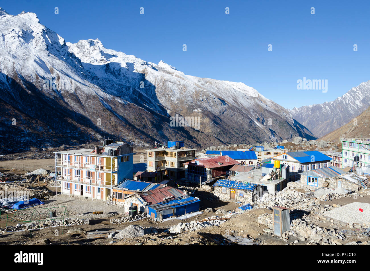 Himalayan village, Kyanjin Gompa, Langtang Valley, Nepal Stock Photo - Alamy