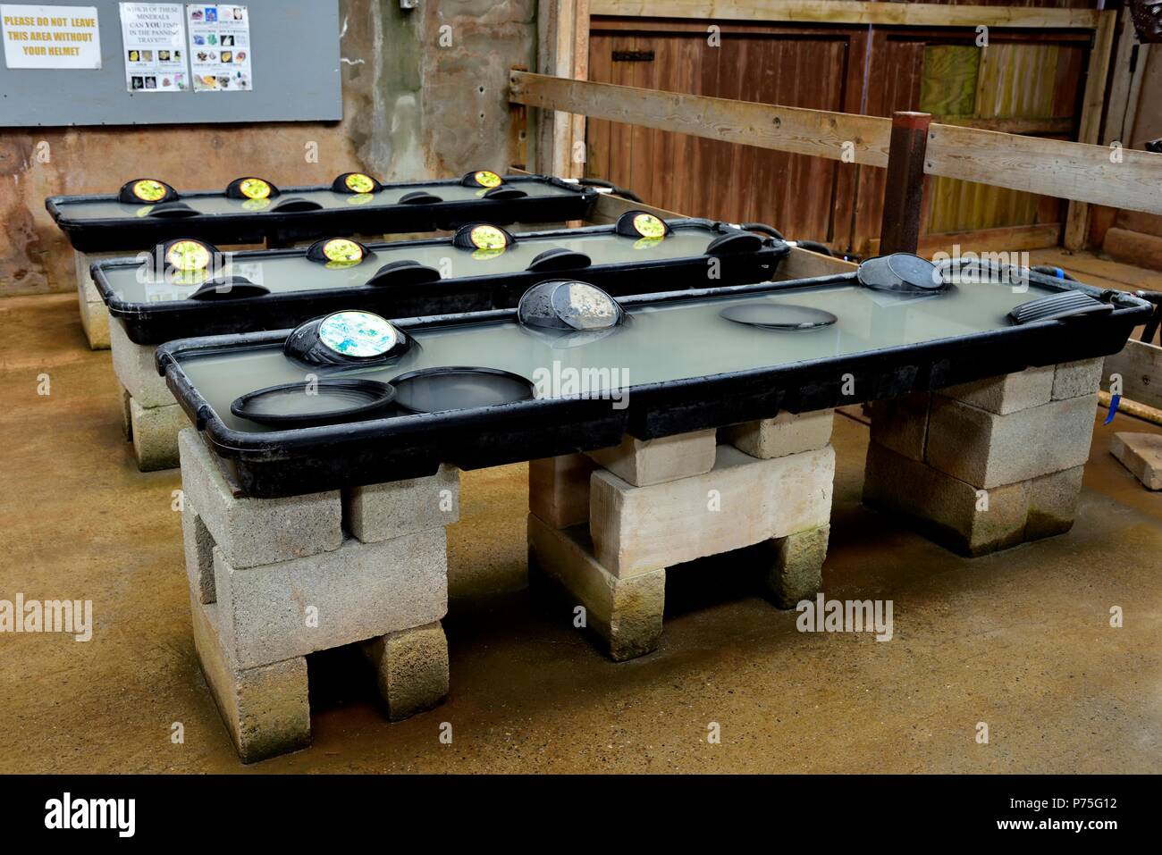 Panning troughs hi-res stock photography and images - Alamy