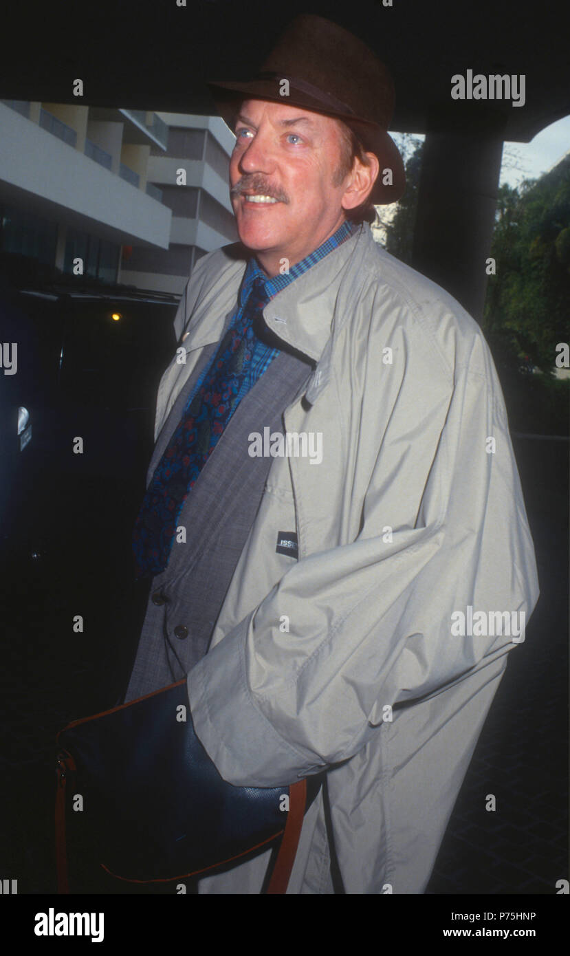BEVERLY HILLS, CA - JANUARY 18: Actor Donald Sutherland attends the ...