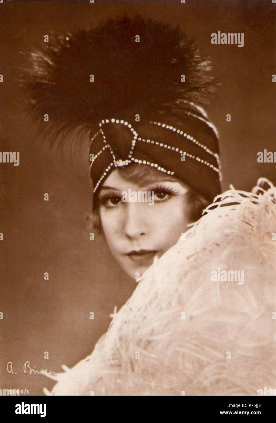 English: Lili Damita Deutsch: Lily Damita . between circa 1928 and ...