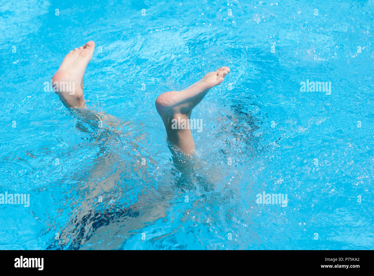 Splash pool legs hi-res stock photography and images - Alamy