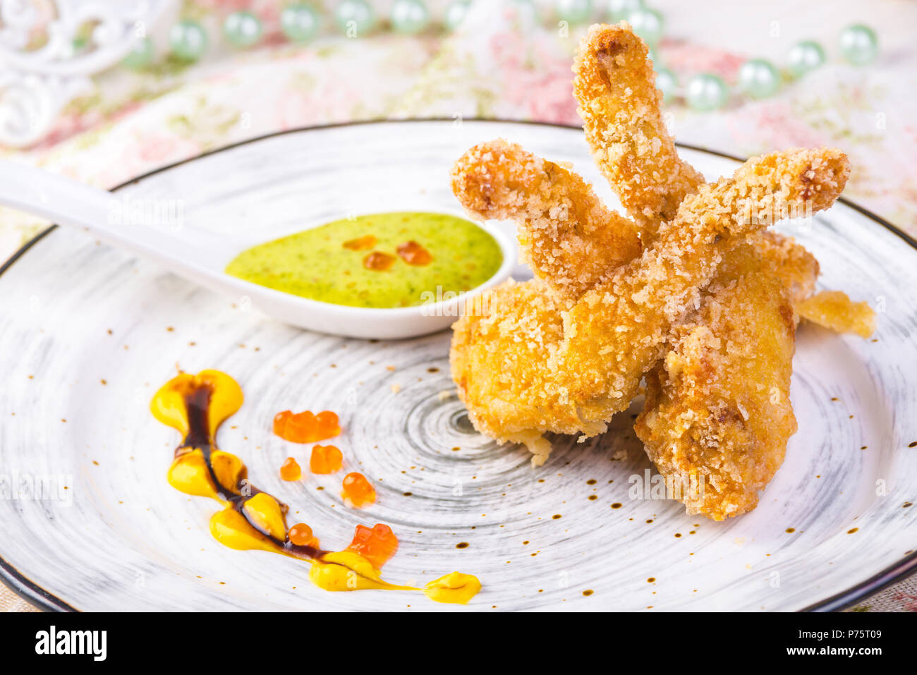 Frog leg french hi-res stock photography and images - Alamy