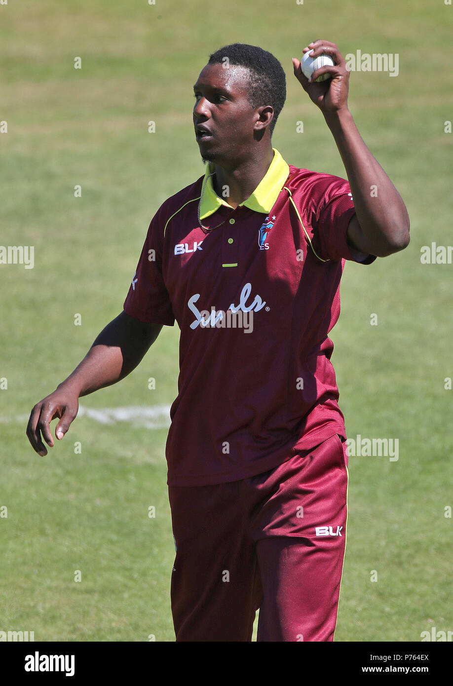 Sherman lewis hi-res stock photography and images - Alamy