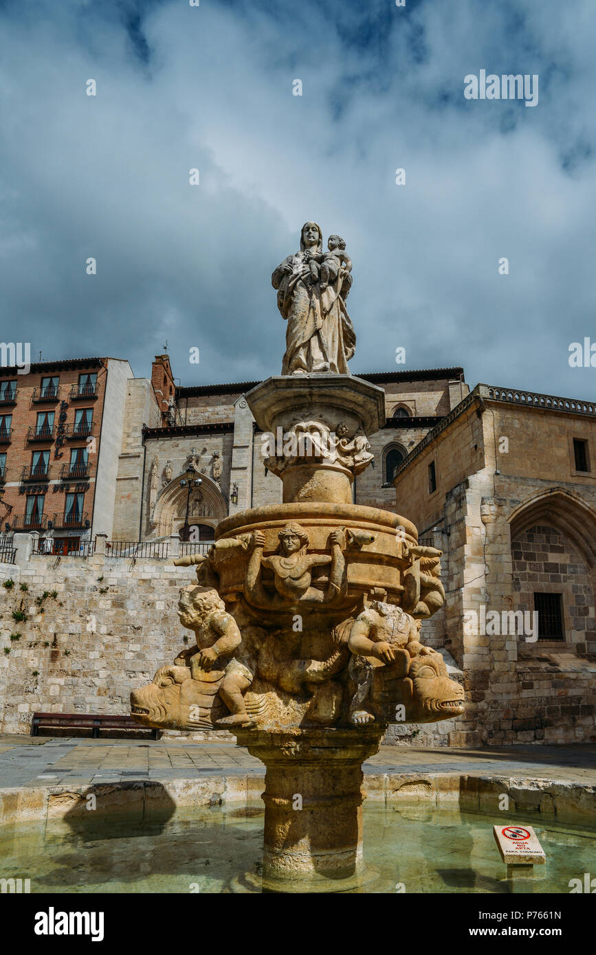 Cathedral of Burgos, Spain fountain - UNESCO World Heritage designation ...