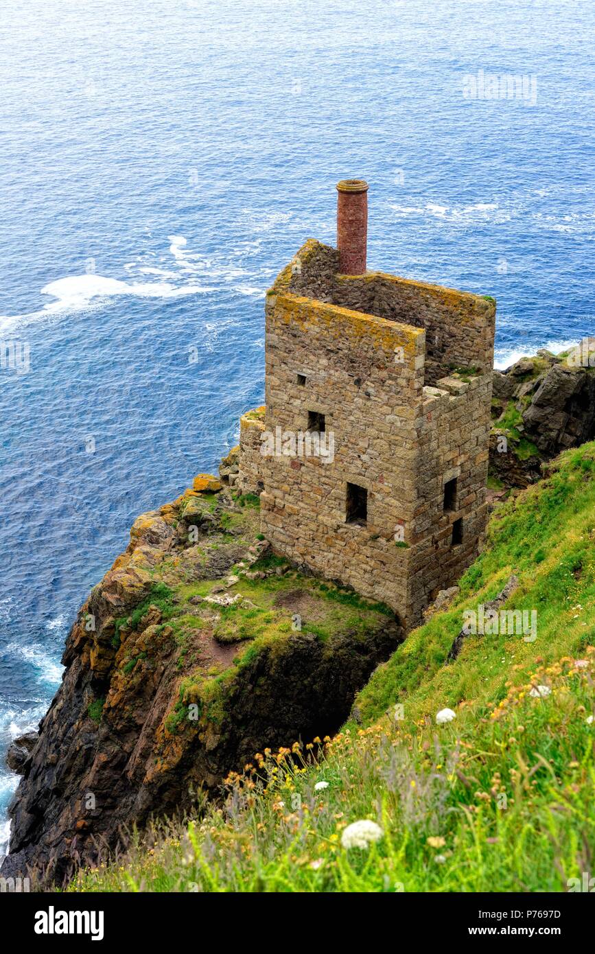 Crowns Engine House High Resolution Stock Photography and Images - Alamy