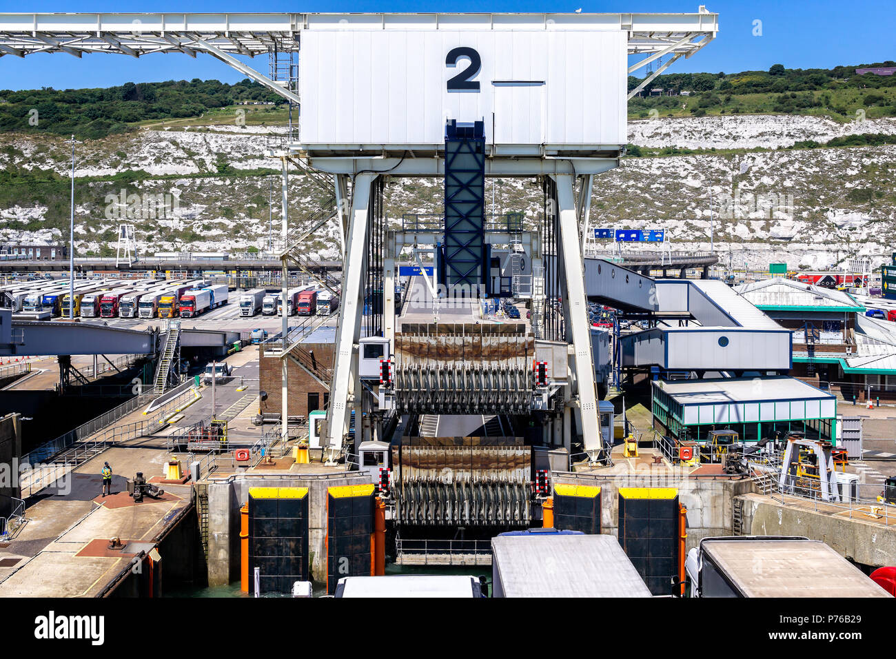 Docking into dover ferry port hi-res stock photography and images - Alamy