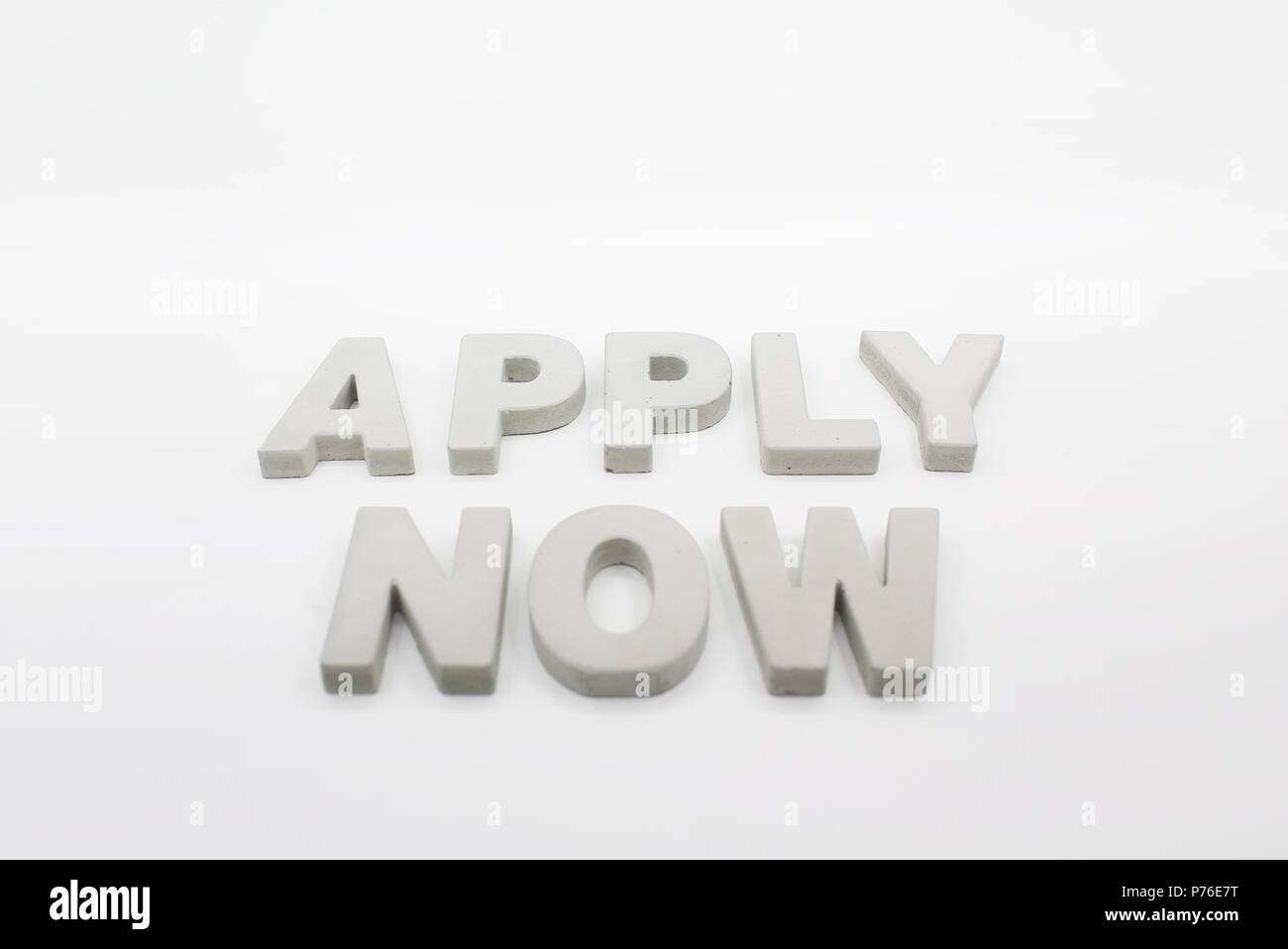 apply now block word Stock Photo - Alamy