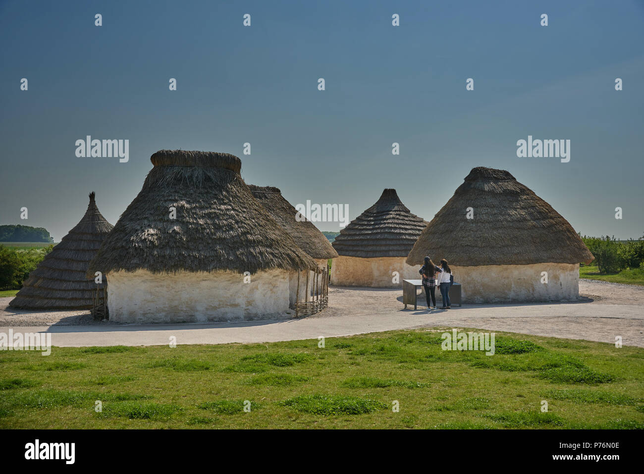 Round houses hi-res stock photography and images - Alamy