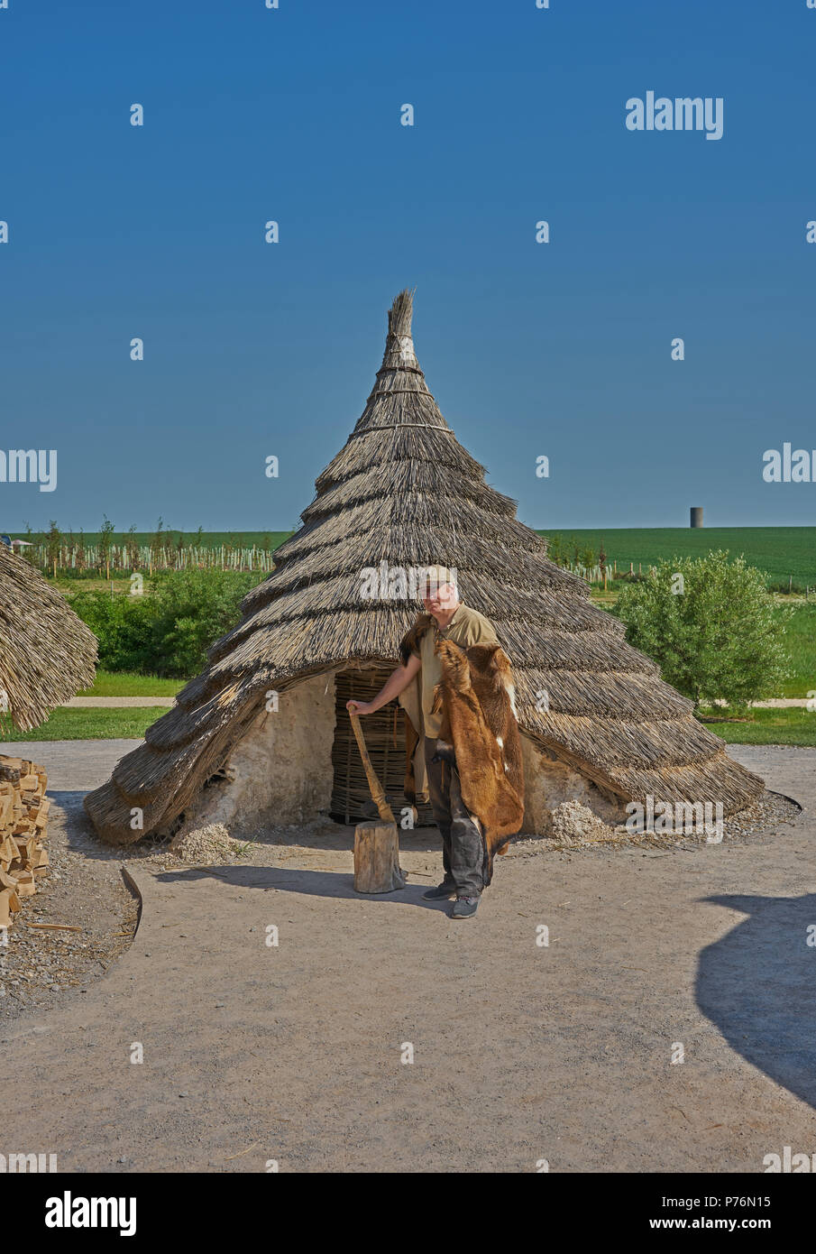 Round houses hi-res stock photography and images - Alamy