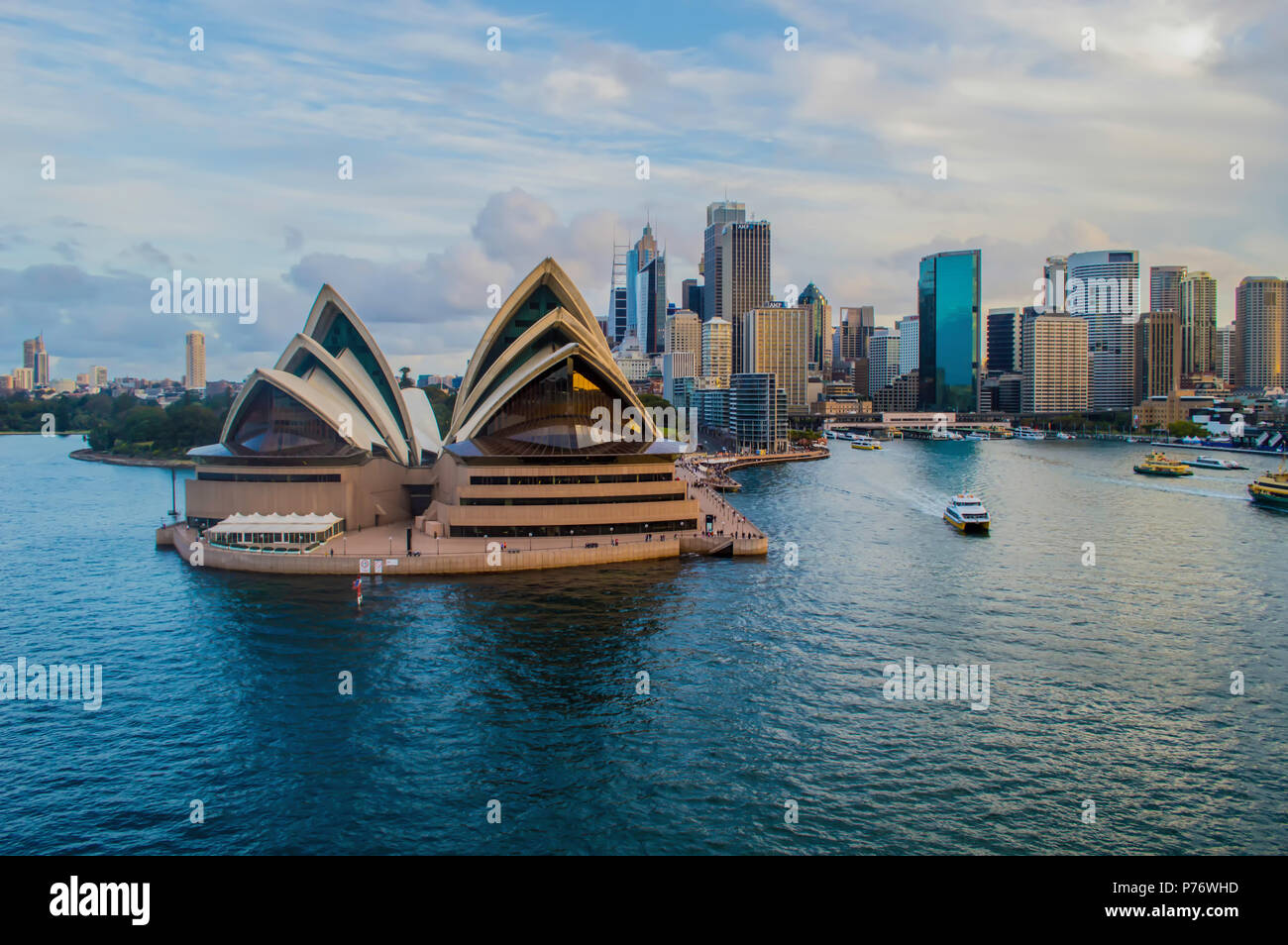 harbour day time opera house Sydney Stock Photo - Alamy