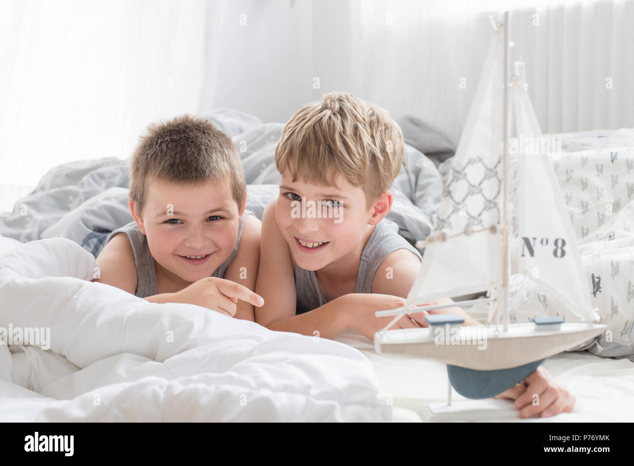 Lazy sunday bed hi-res stock photography and images - Alamy