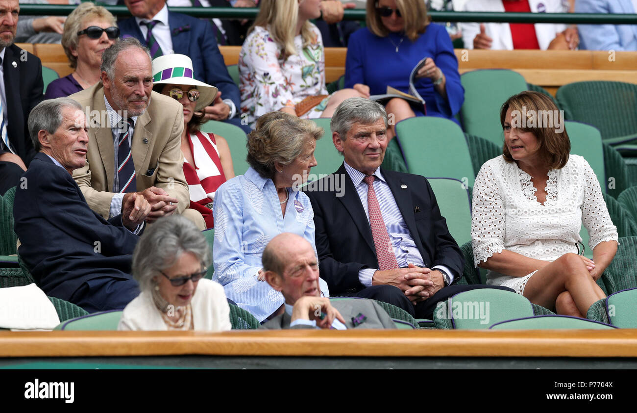 Carole and Michael Middleton (right) alongside Jane and Anthony Henman ...
