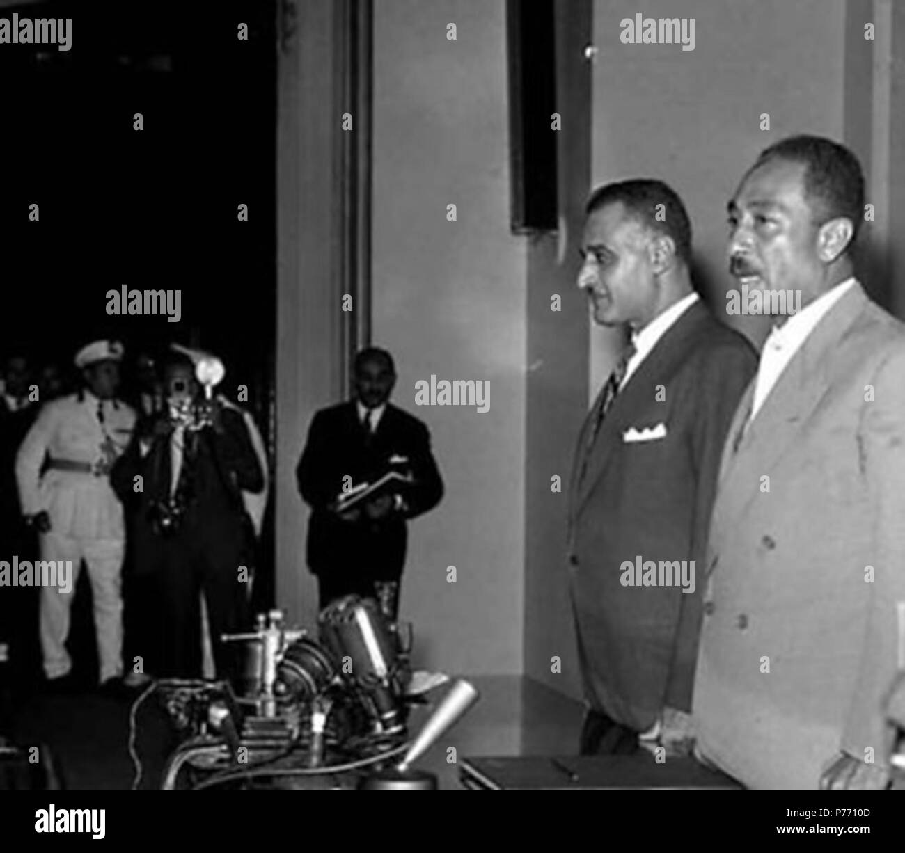 Gamal abdel nasser and sadat hi-res stock photography and images - Alamy