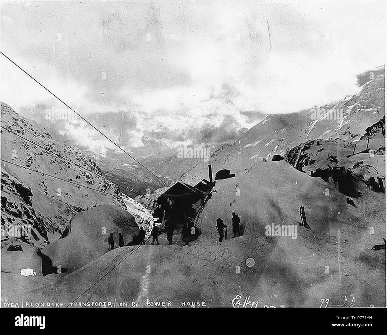 . English: Aerial tramway powerhouse of the Dyea-Klondike ...