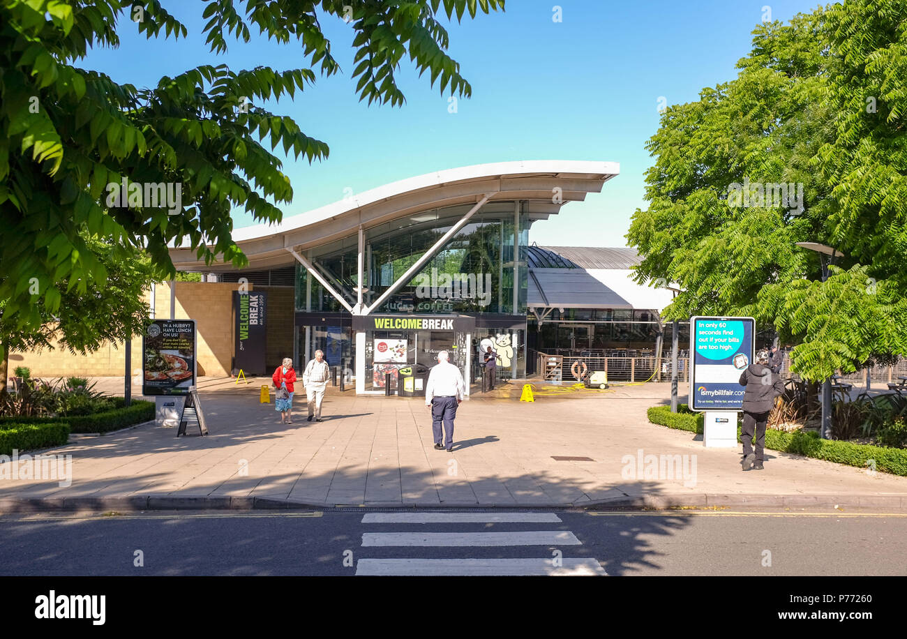 Welcome Break Motorway Oxford Services on M40 Oxfordshire UK Stock ...