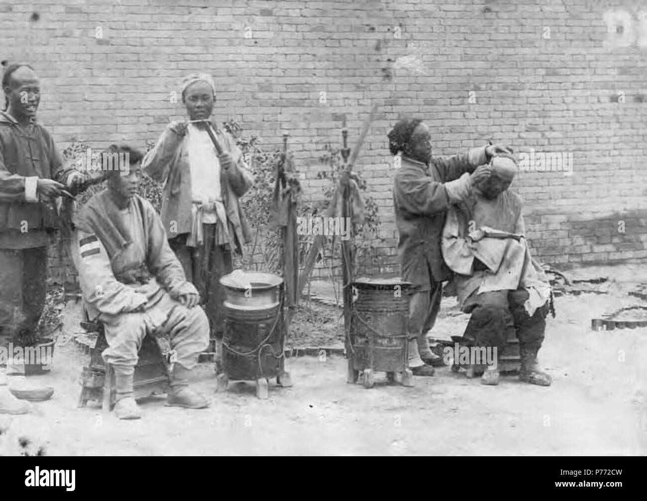 English queues Black and White Stock Photos & Images - Alamy