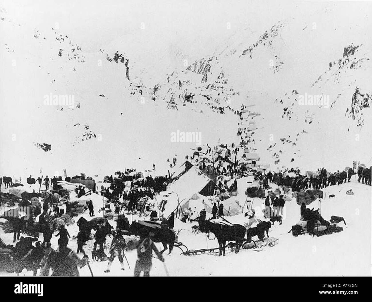 . English: Klondikers and supplies at The Scales, looking south along ...