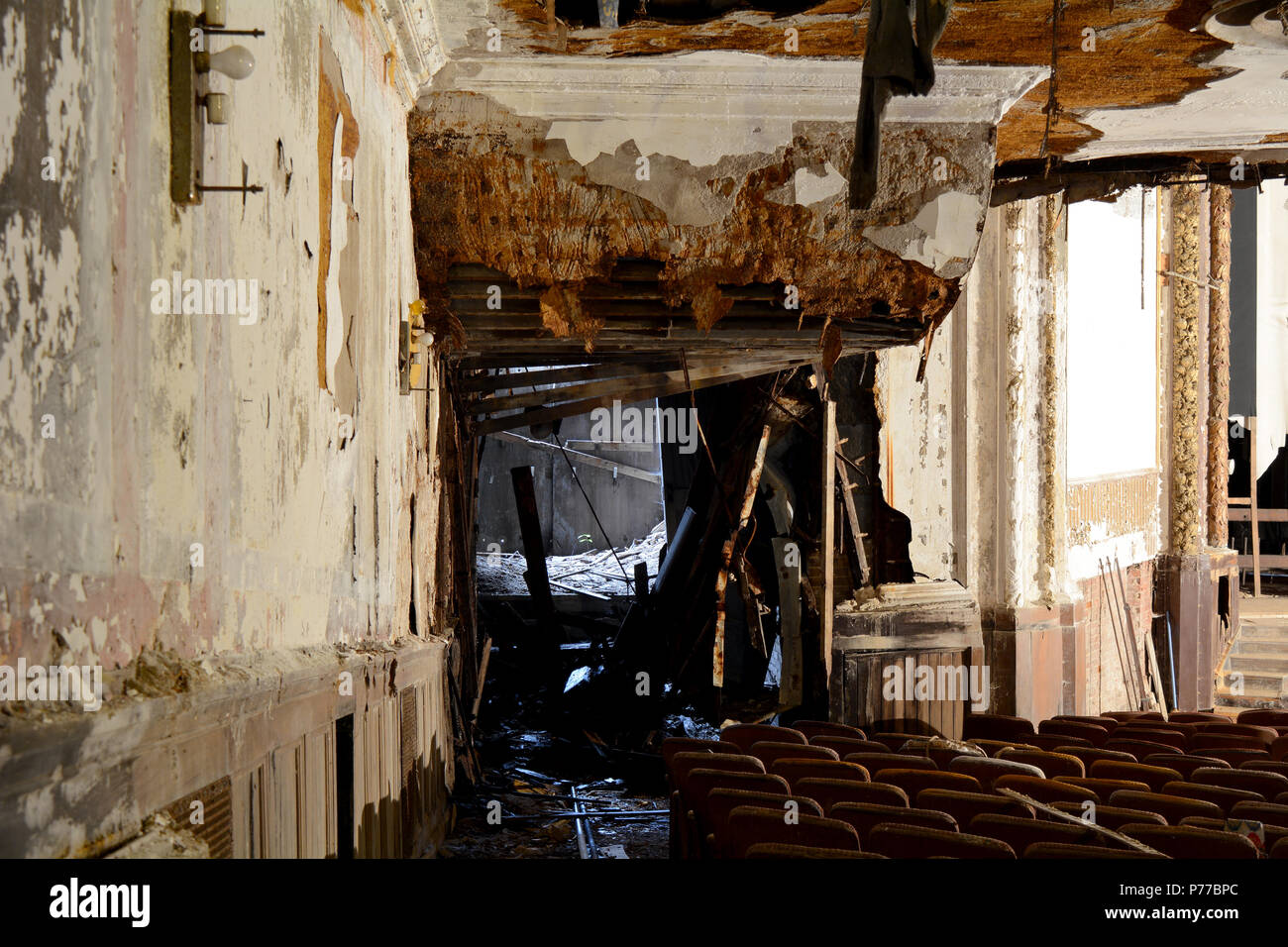Victory Theater - Collapsing Interior of an Abandoned Movie Theater ...