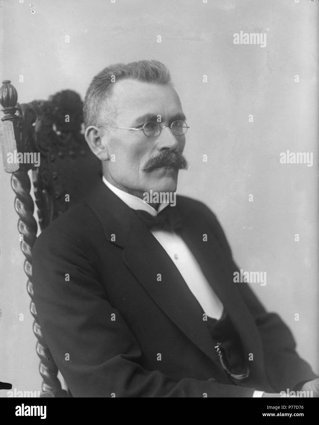 English: Photograph of the Finnish linguist and explorer Gustaf John ...