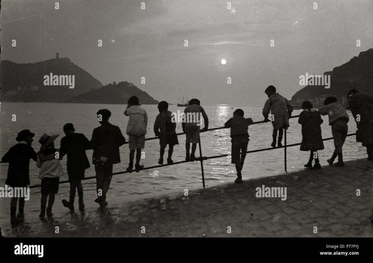 Fondo de concha hi-res stock photography and images - Alamy