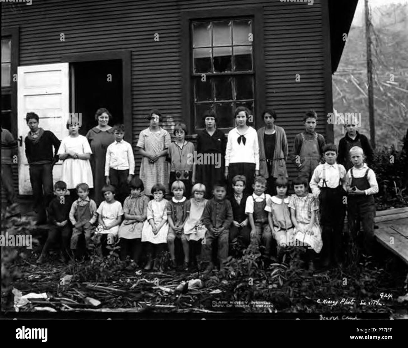 Logging in oregon Black and White Stock Photos & Images - Alamy