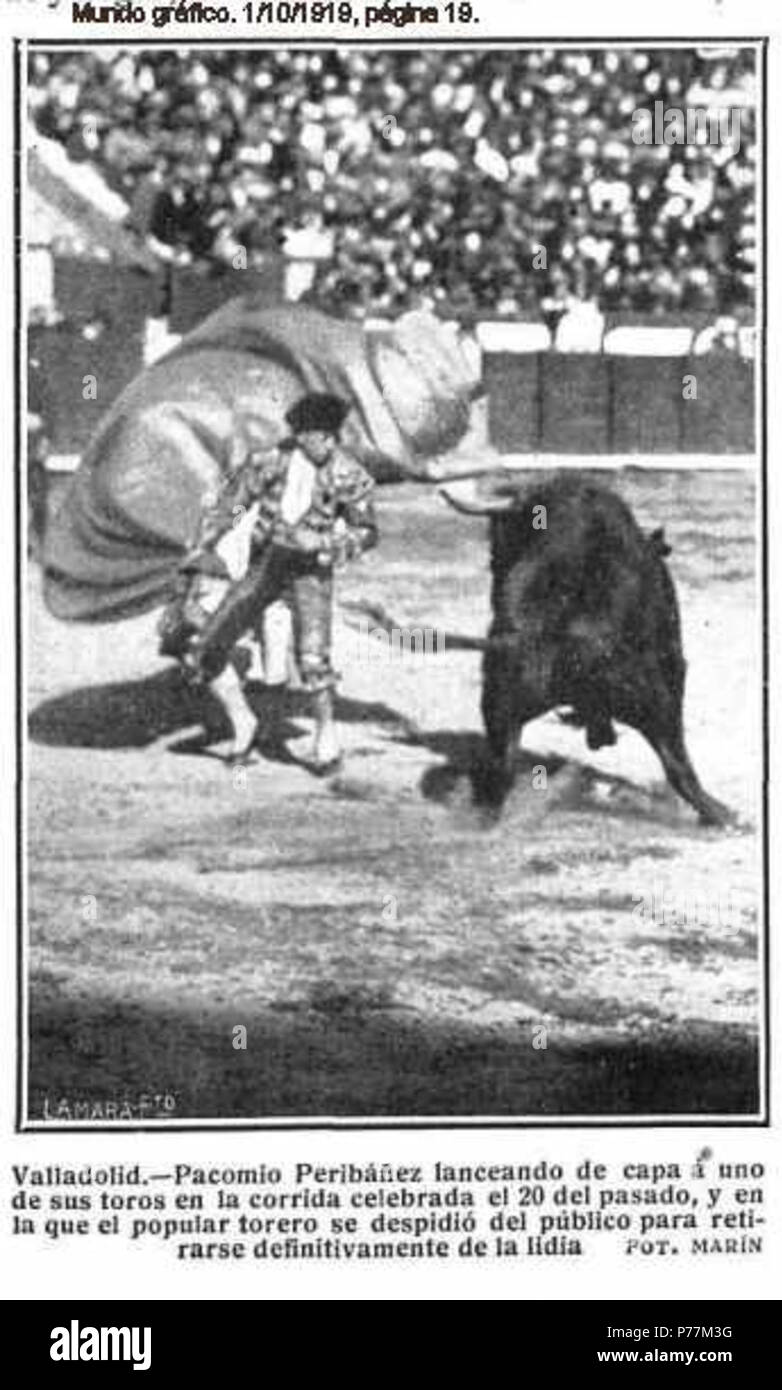 Toreando hi-res stock photography and images - Alamy