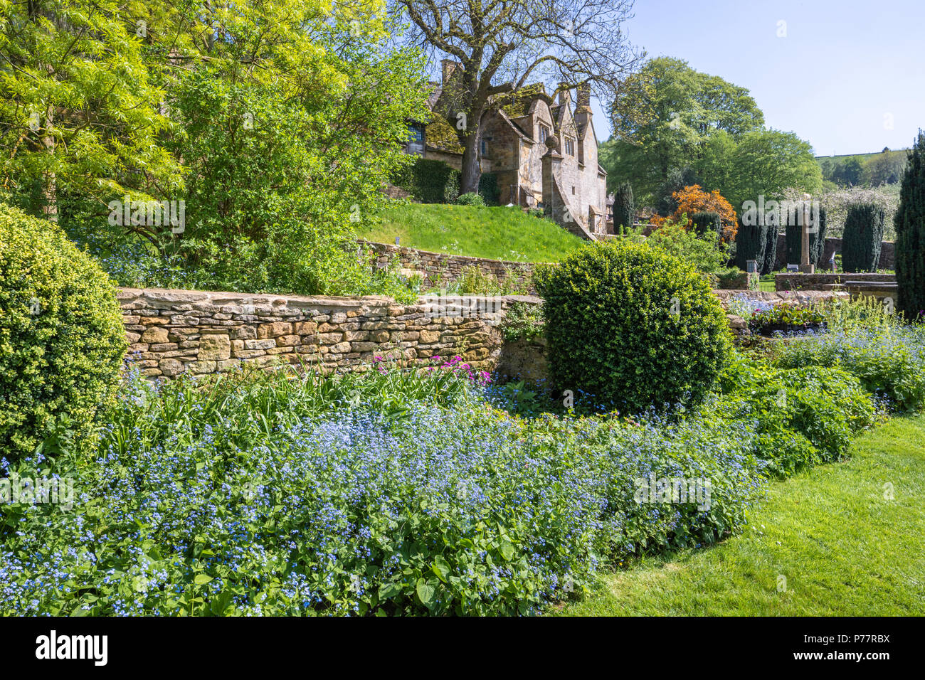 Snowshill manor hi-res stock photography and images - Alamy