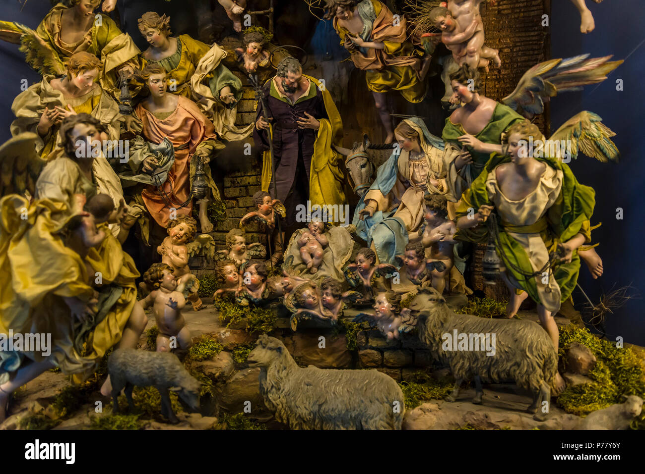 Palazzo reale di capodimonte hi-res stock photography and images - Alamy