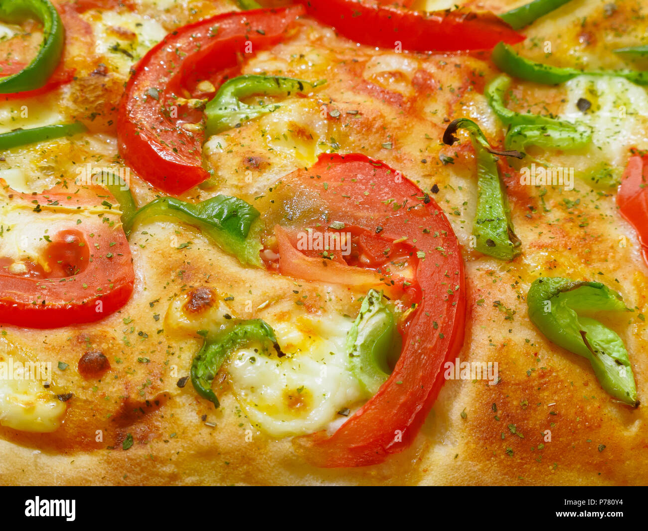 Margerita pizza hi-res stock photography and images - Alamy