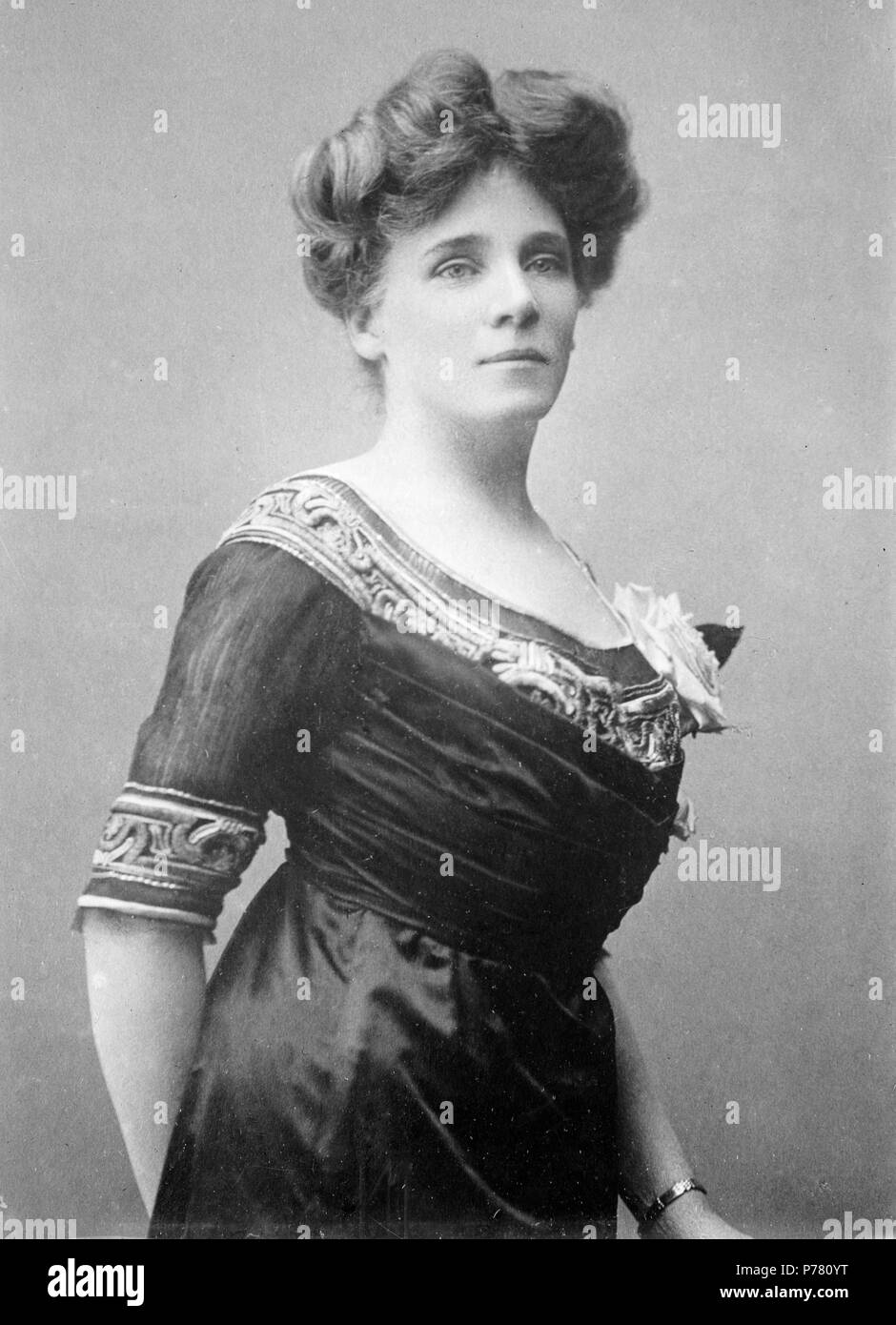 Elizabeth robins hi-res stock photography and images - Alamy