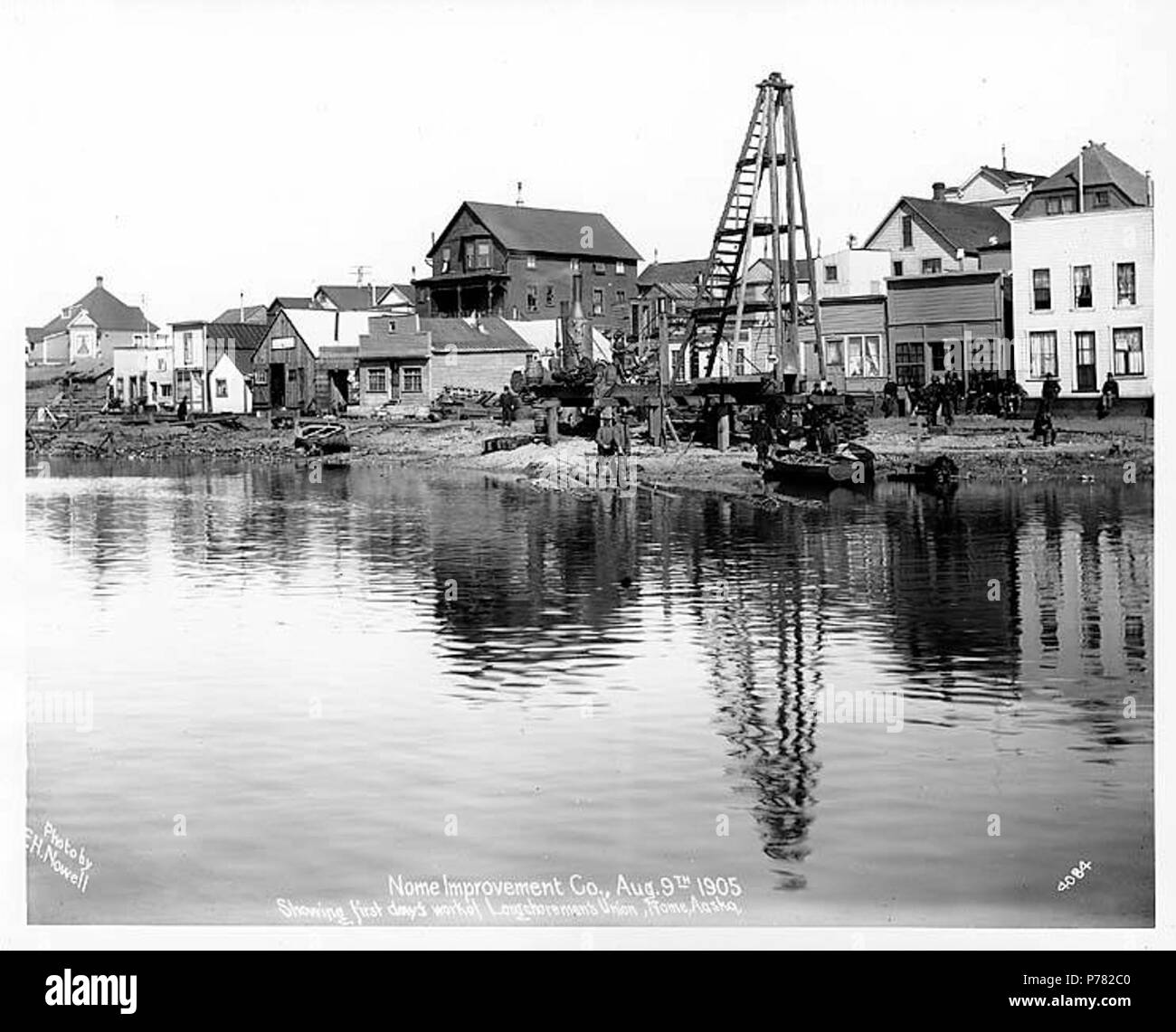 Lighterage Black and White Stock Photos & Images - Alamy