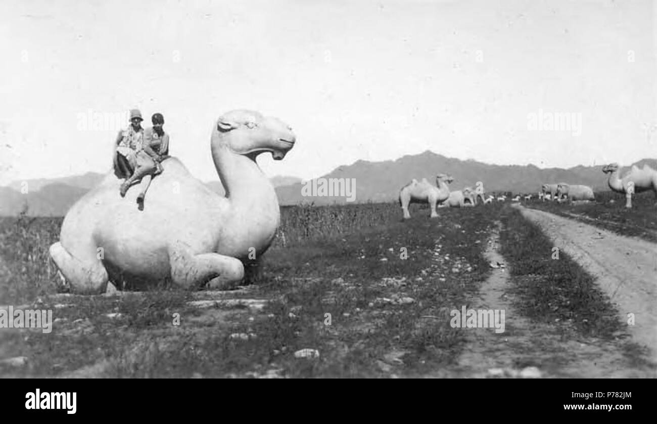 Public art sculpture on Black and White Stock Photos & Images - Alamy