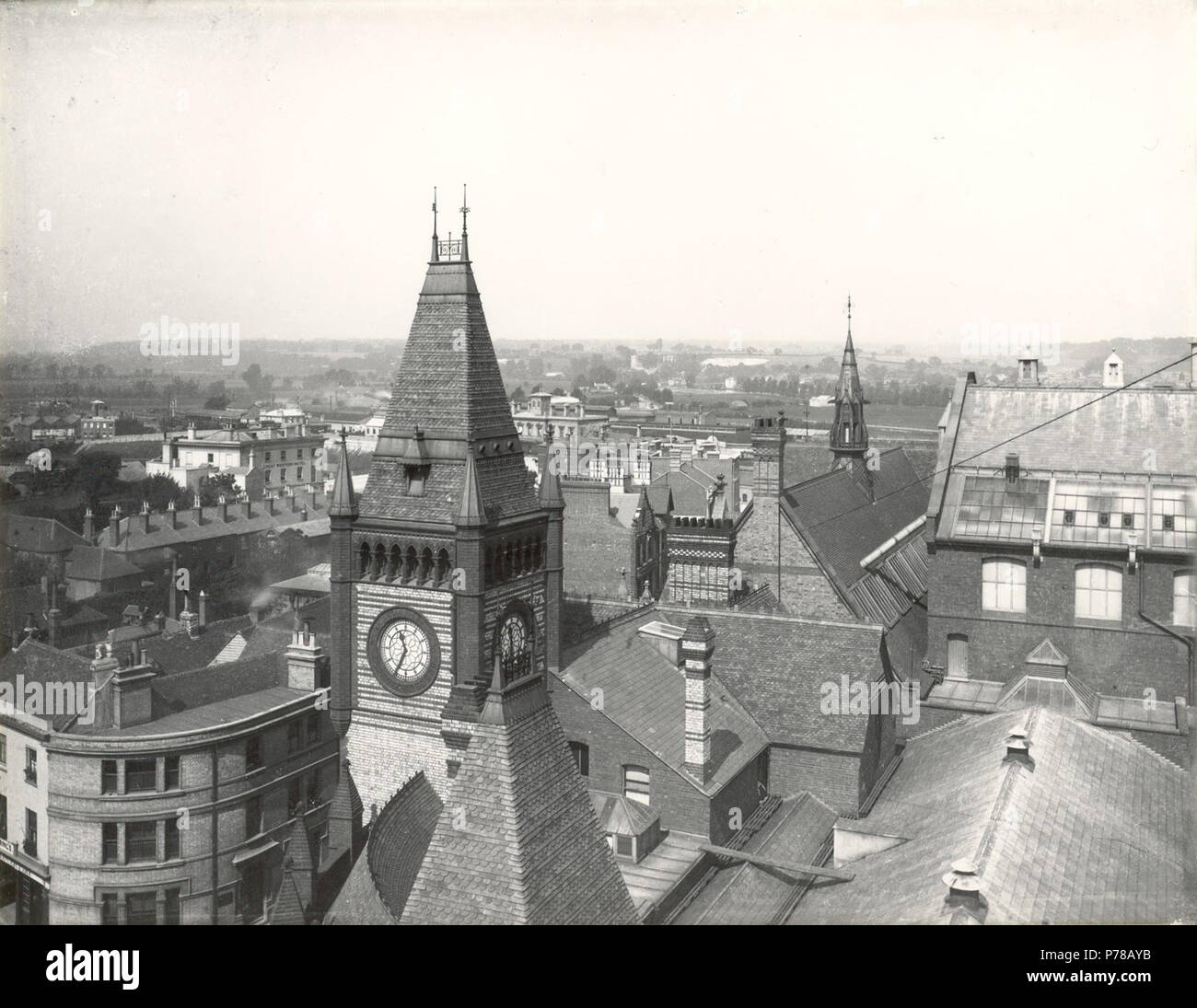 English: Municipal Buildings, Reading. The roofs and clock tower, seen ...