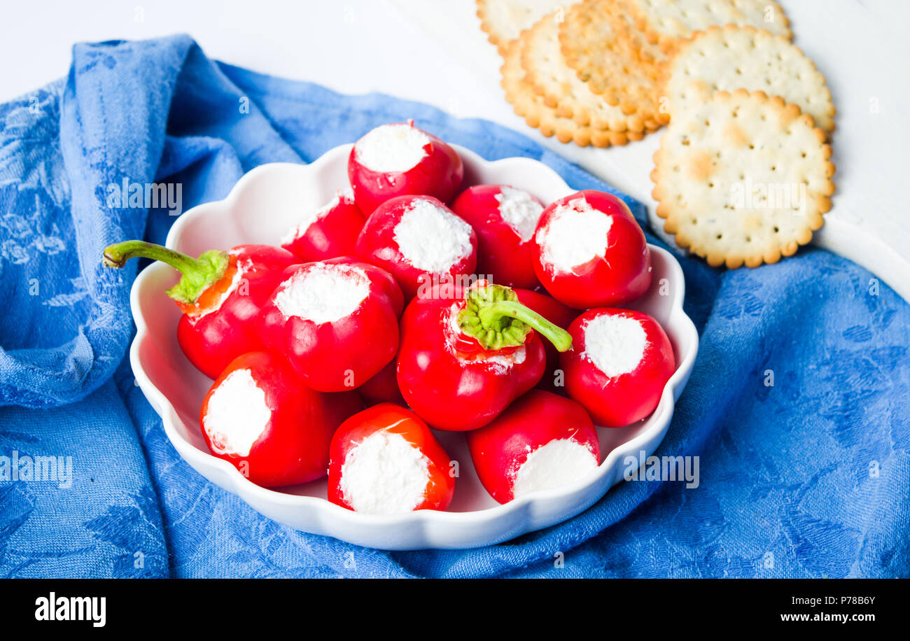 Red cheese hi-res stock photography and images - Alamy