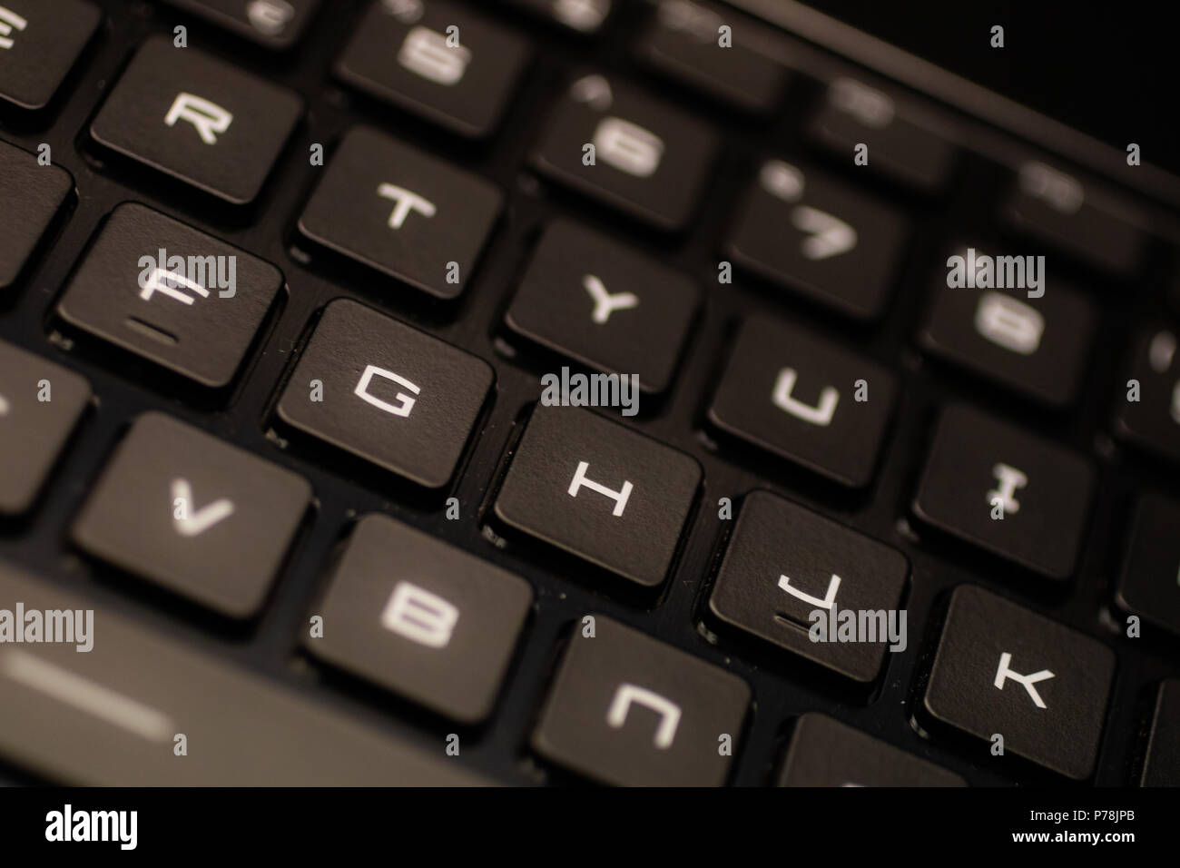 Metal qwerty keyboard hi-res stock photography and images - Alamy
