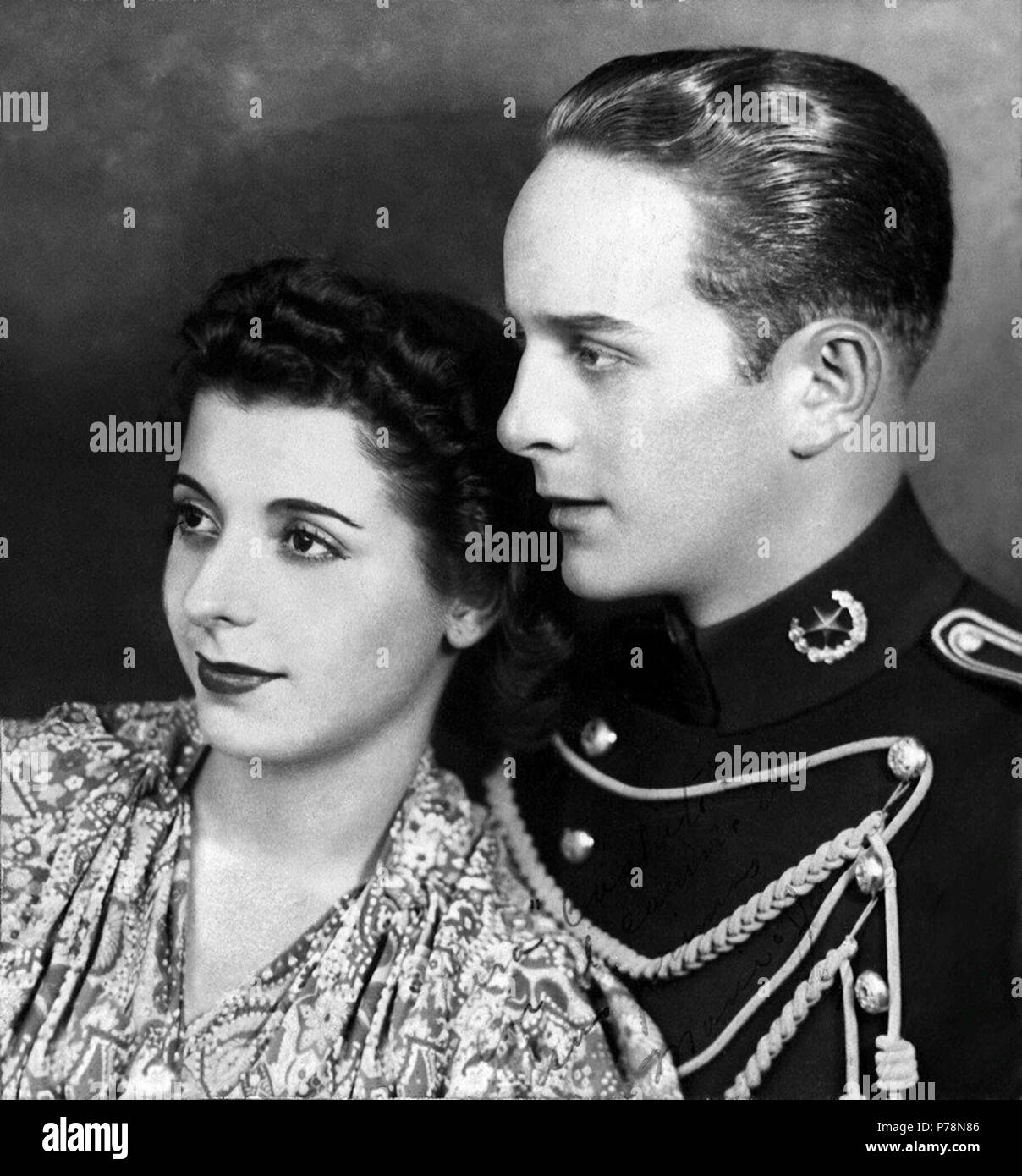 Español: Jacobo Arbenz Guzman y su esposa, Cristina Vilanova. 1939 3 ...