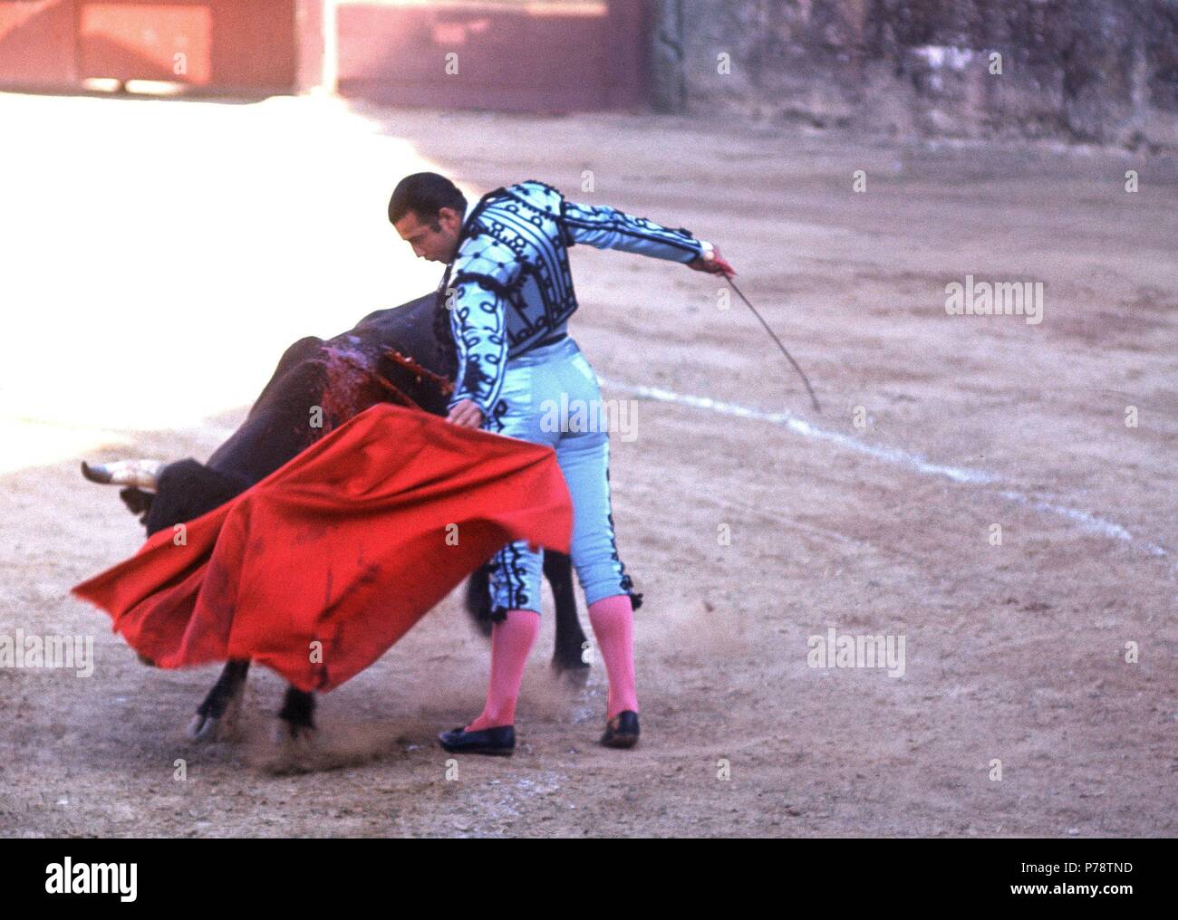 Matador Gets Horn Through Mouth