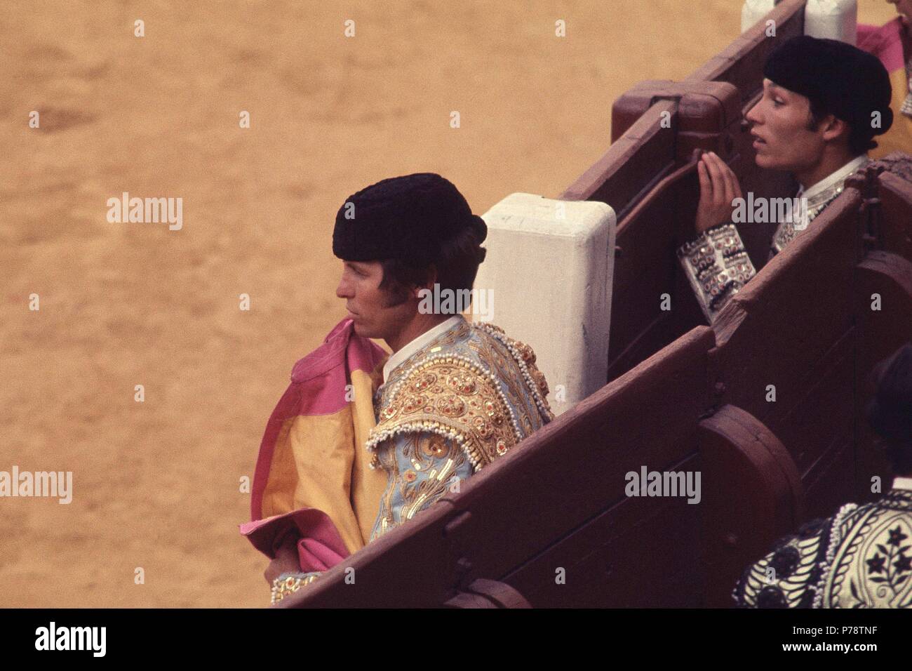 MANUEL BENITEZ EL CORDOBES MATADOR DE TOROS ESPAÑOL. PALMA DEL RIO 1937 ...