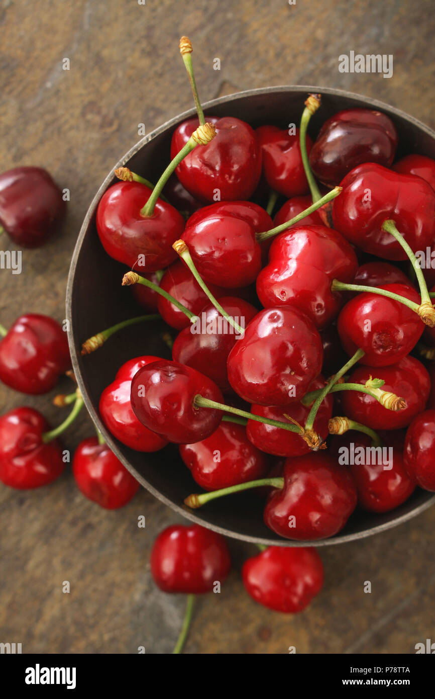 fresh red cherries Stock Photo - Alamy