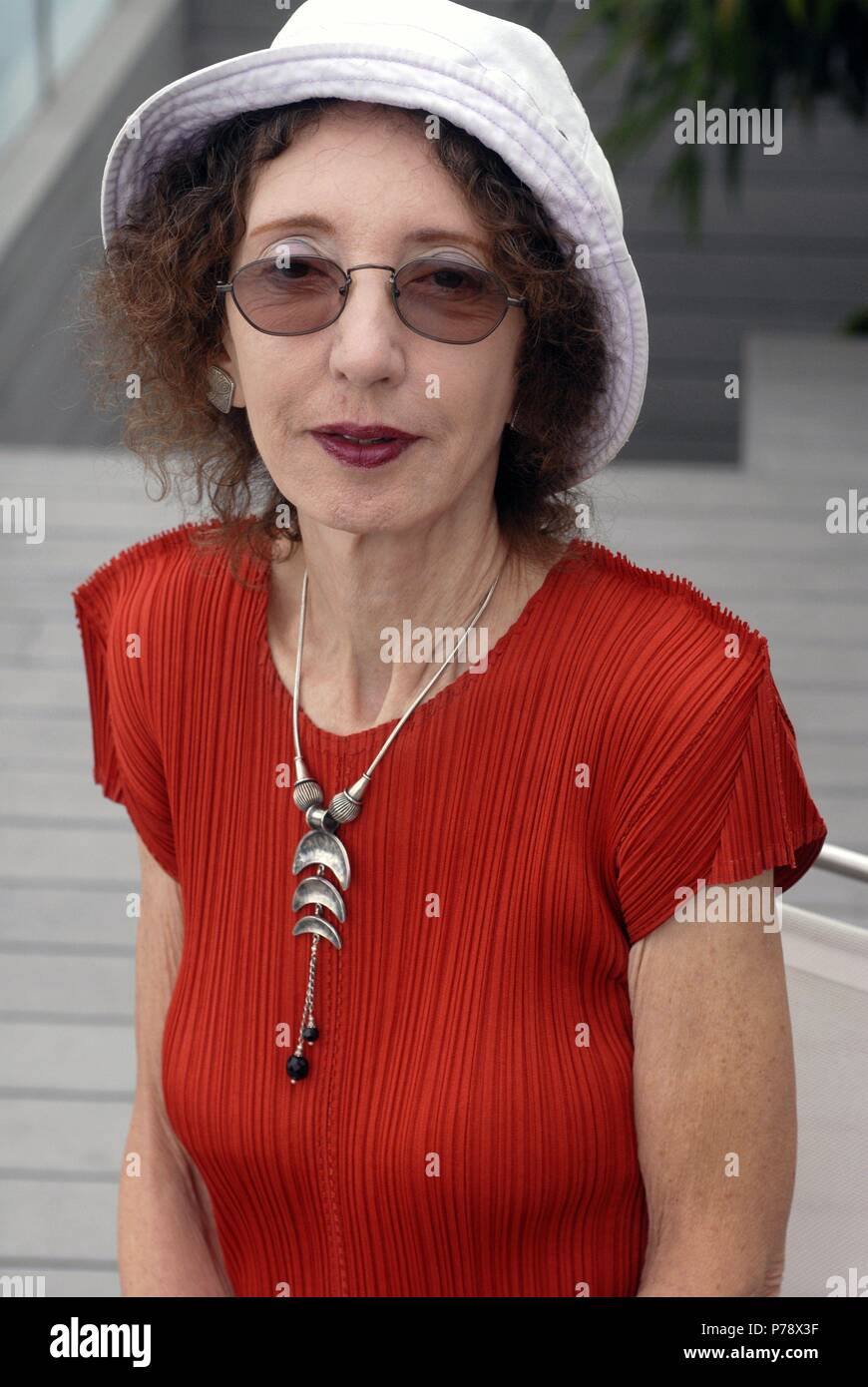 Oates joyce carol hi-res stock photography and images - Alamy