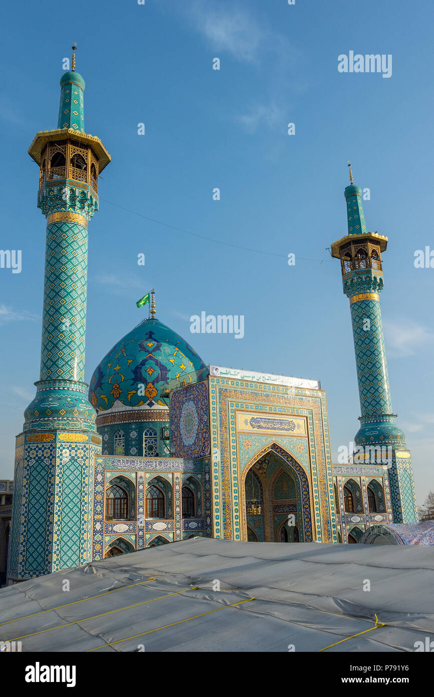 Imamzadeh Saleh, Shemiran Mosque in north Tehran, Iran looking stunning ...