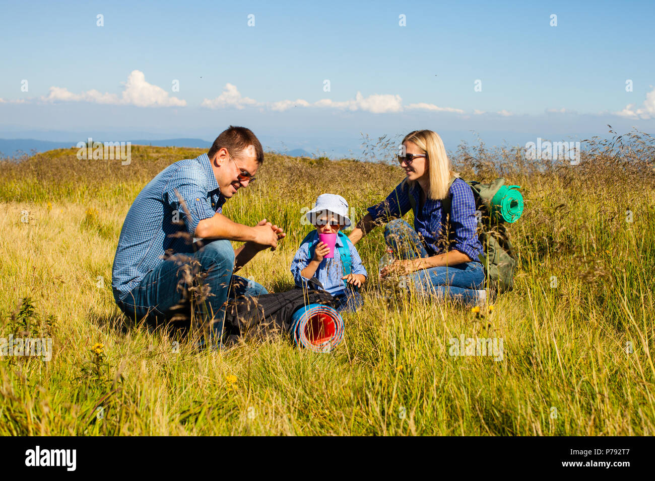 The tourists enjoy the rest Stock Photo - Alamy
