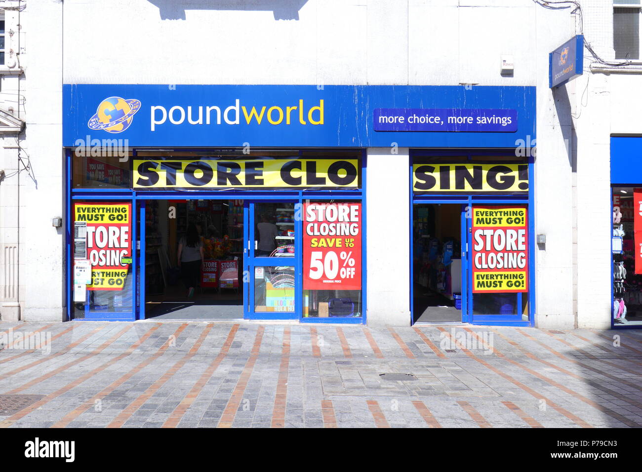 Poundworld closing down hi-res stock photography and images - Alamy