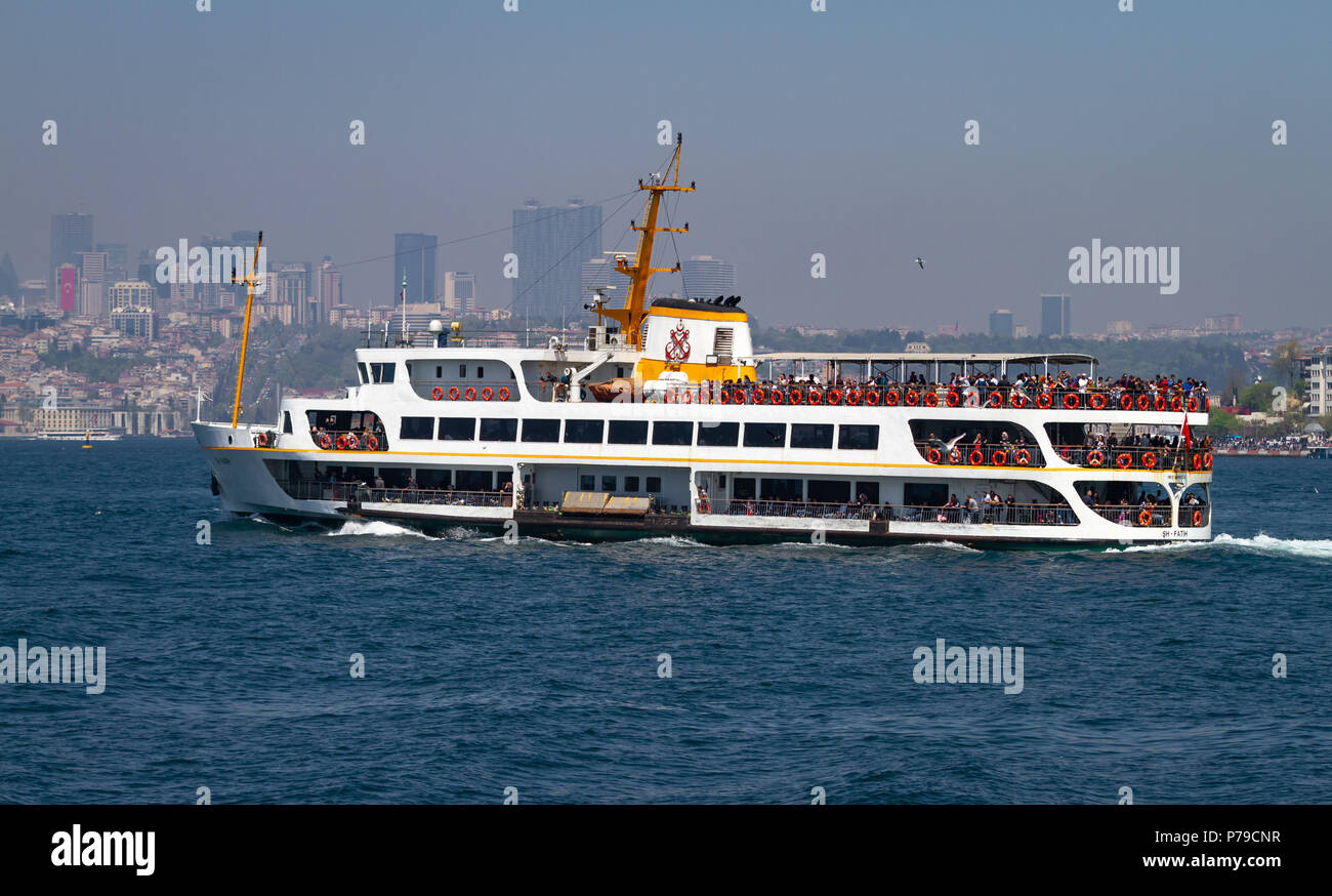 Sehir hatlari istanbul bosphorus hi-res stock photography and images ...