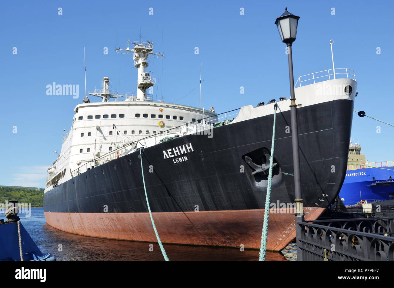 Nuclear Powered Cruise Ship