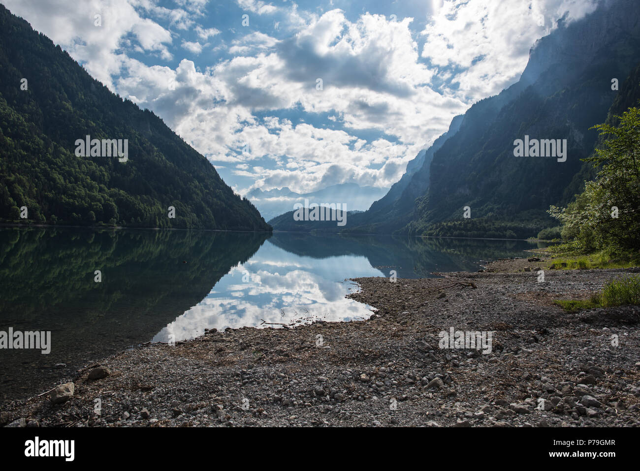 klöntalersee switzerland canton glarus Stock Photo - Alamy
