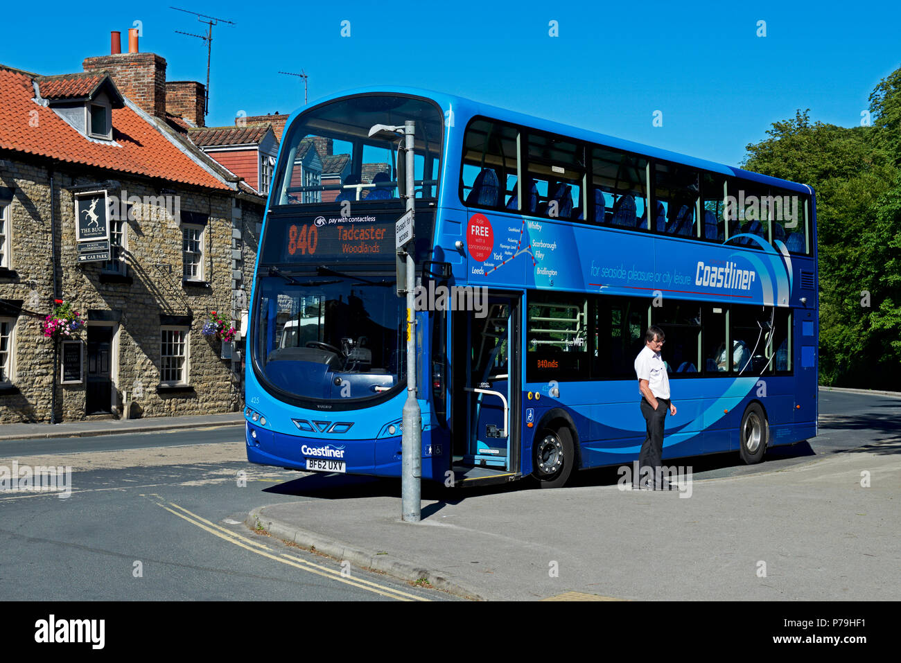 Yorkshire coastliner bus hi-res stock photography and images - Alamy