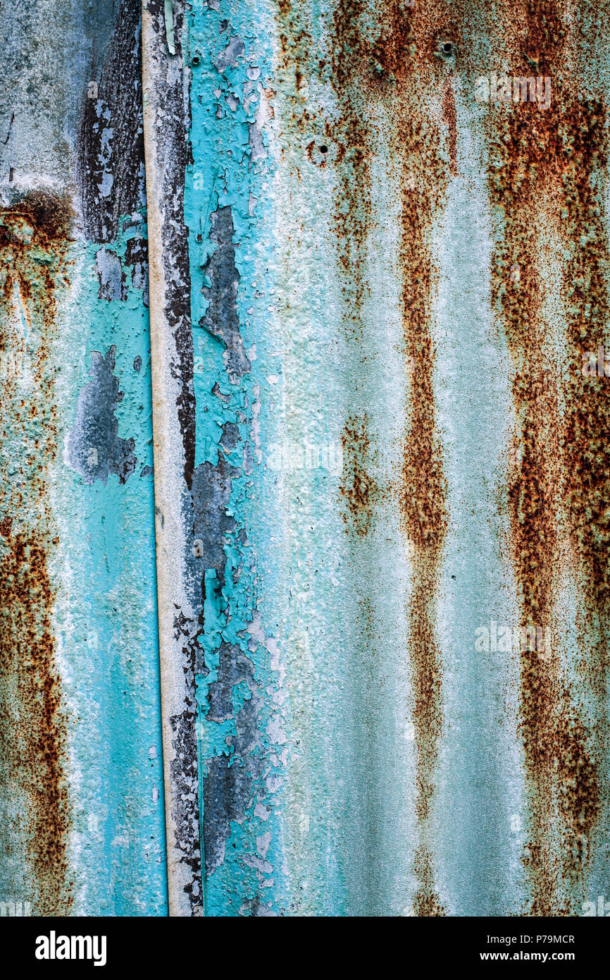 Rusty iron cladding hi-res stock photography and images - Alamy