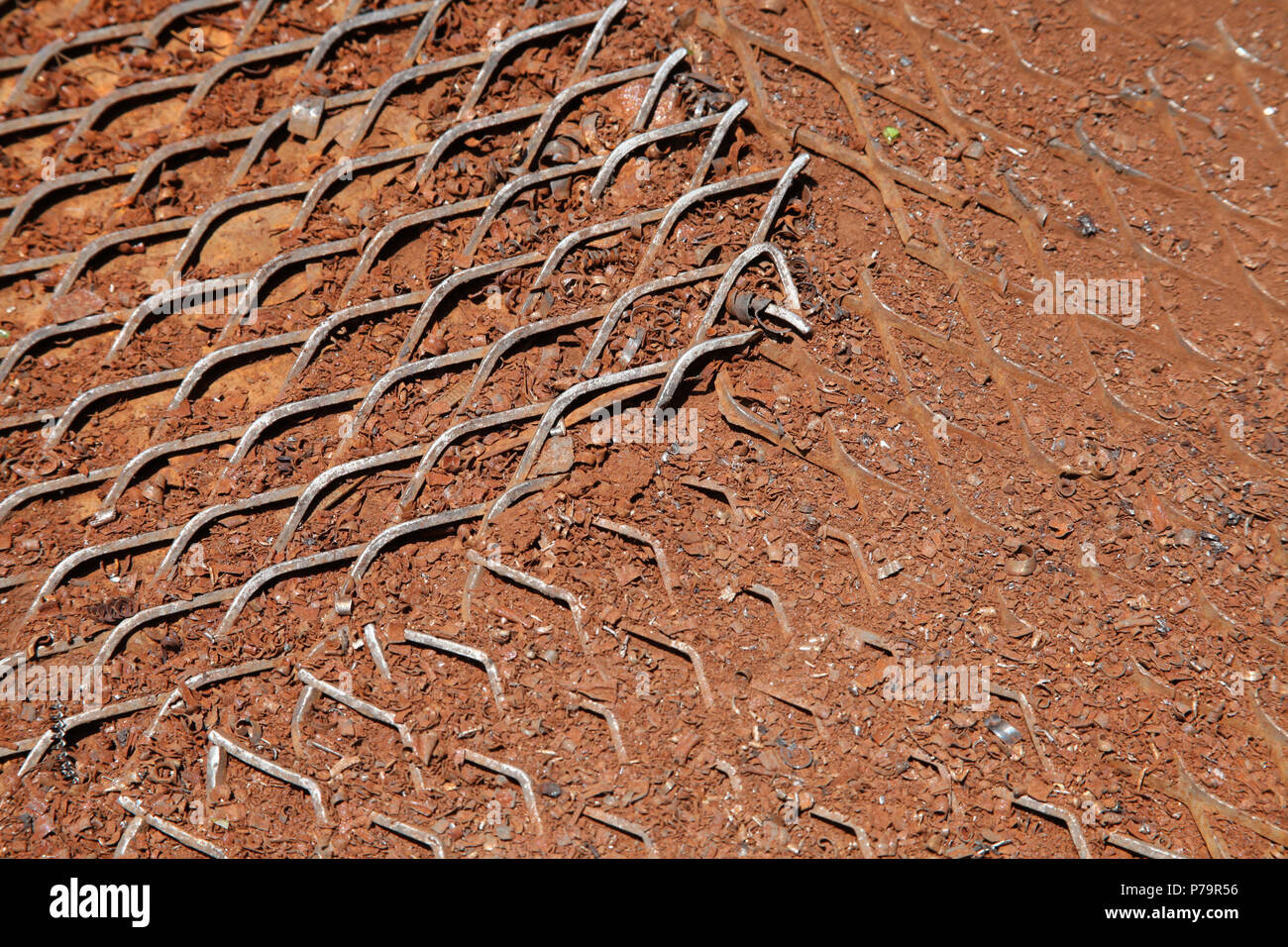 Rusty chicken wire hi-res stock photography and images - Alamy