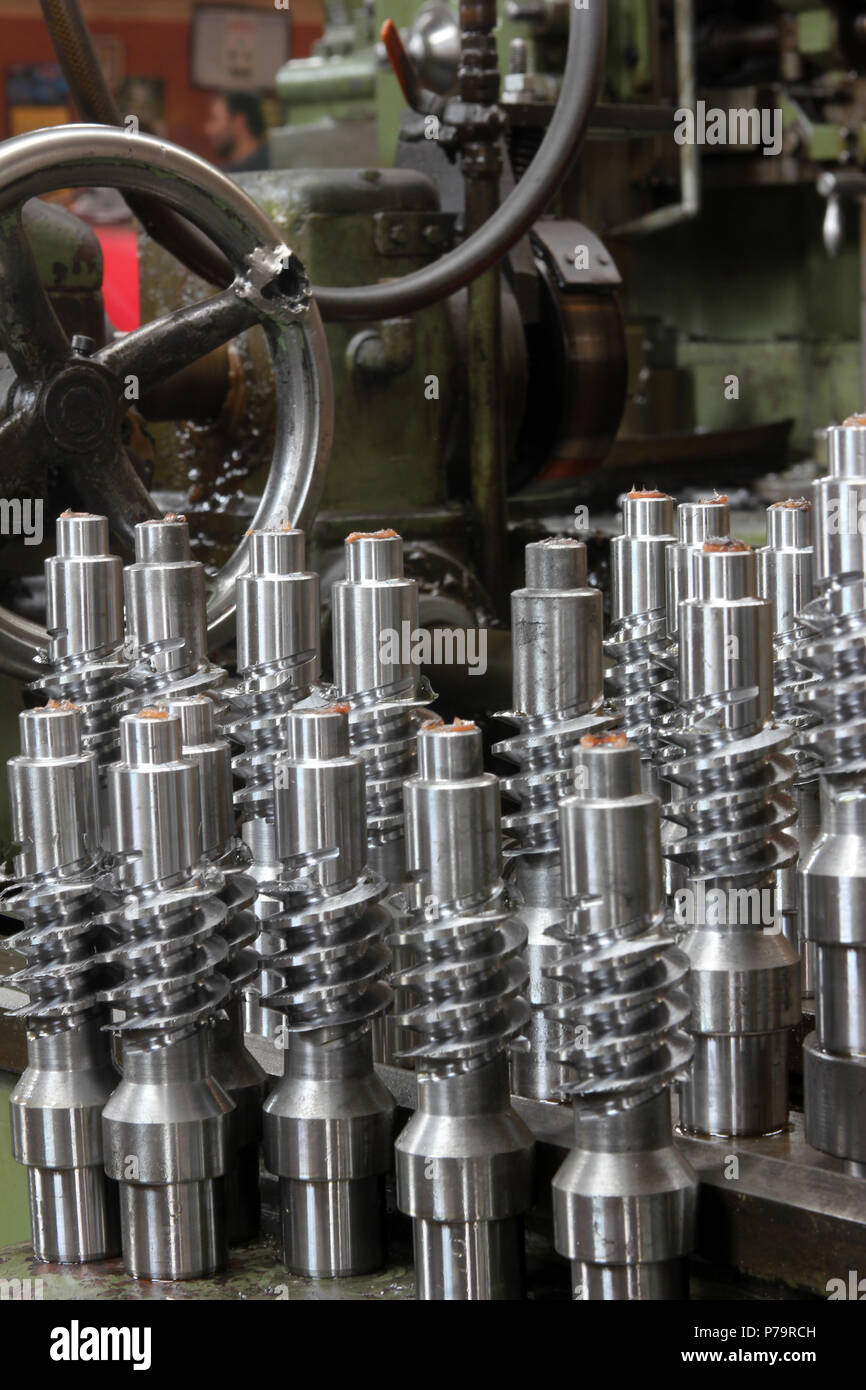 Cam mechanism machine hi-res stock photography and images - Alamy